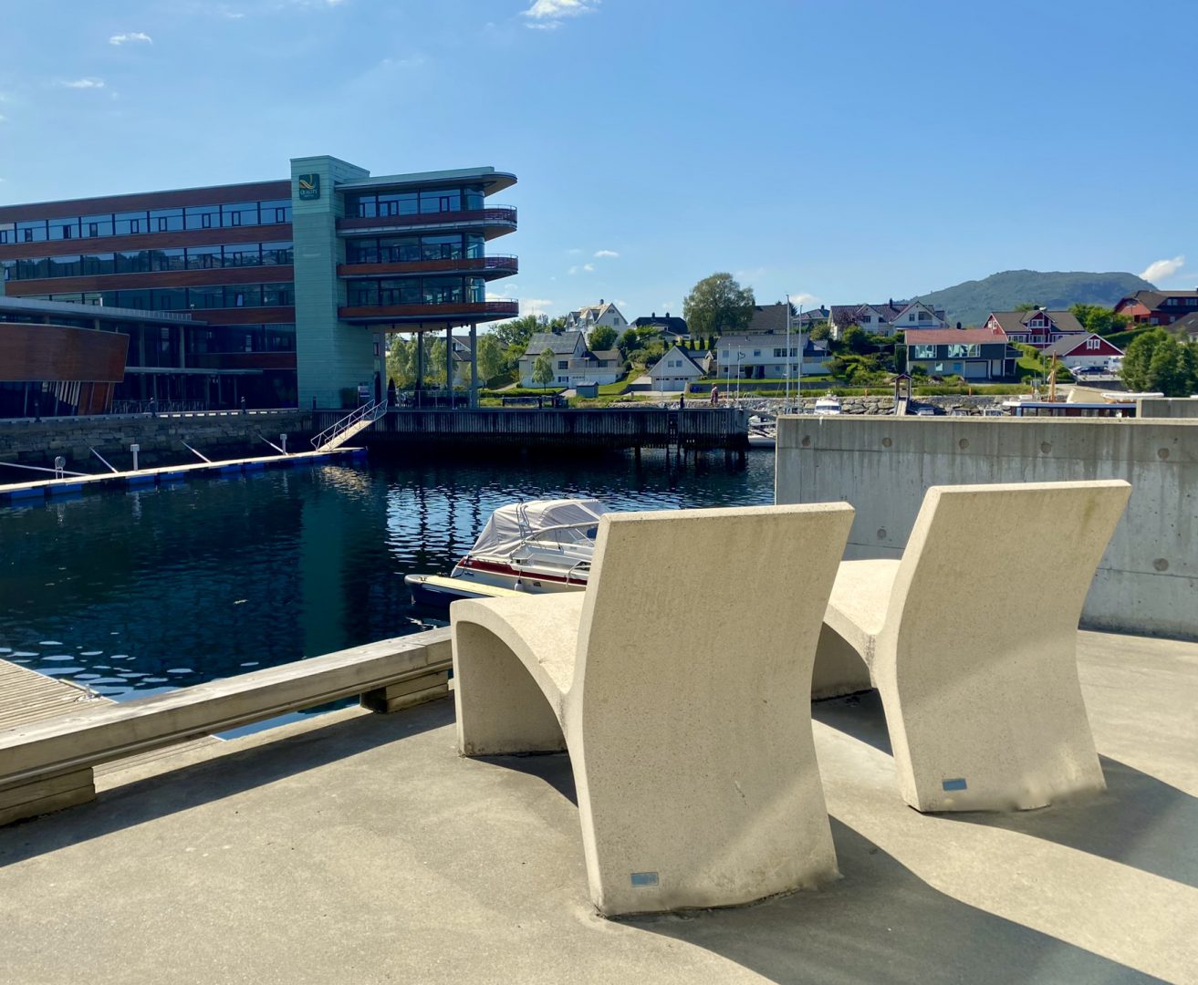 Quality Hotel Ulstein, eit moderne hotell ved sjøkanten – Visit Ulstein